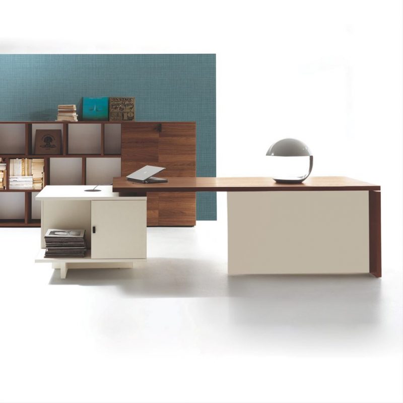 Elegance of Modern Executive Office Desks - Office Furniture Dubai ...